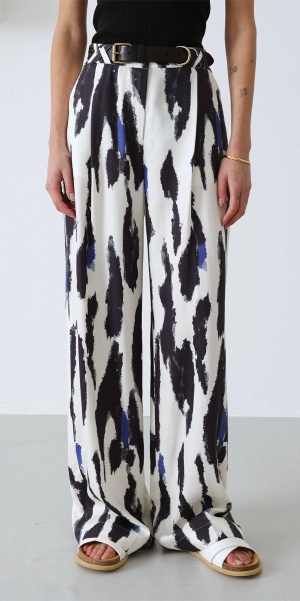 Mother of Pearl Michiko Trousers in Blue Watercolour Print – ACO Double Bay